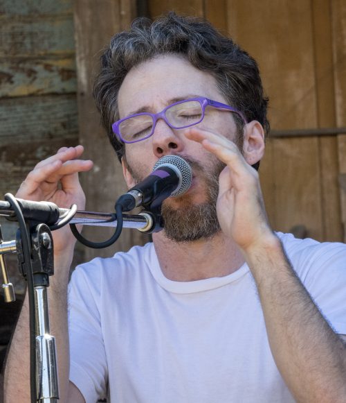 ED RANDAZZO RECOUNTS A DECADE OF SONGS ON 'WHO'S THAT MAN?' - Highway ...